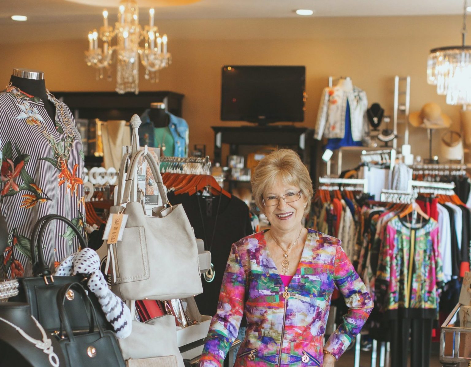 Become the Beauty You Want to See in the World -Hello Beautiful Boutique